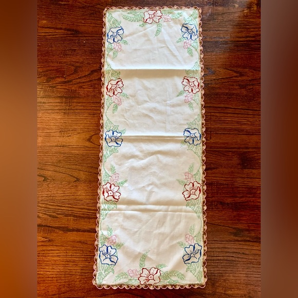 Dining | Vintage Handmade Embroidered Floral Table Runner With ...